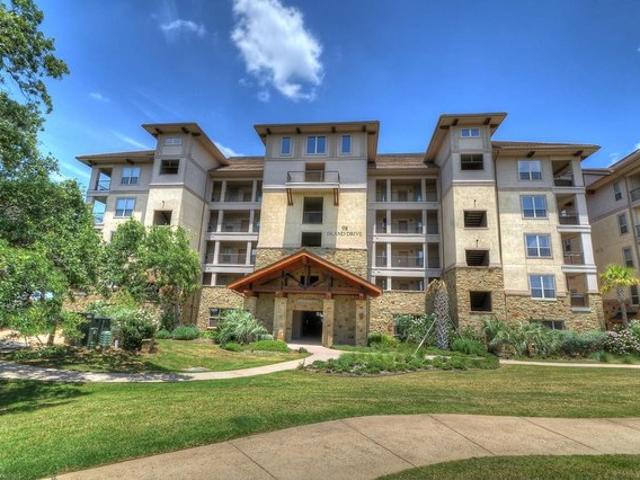 98 Island Dr Unit 25, Horseshoe Bay, TX 78657