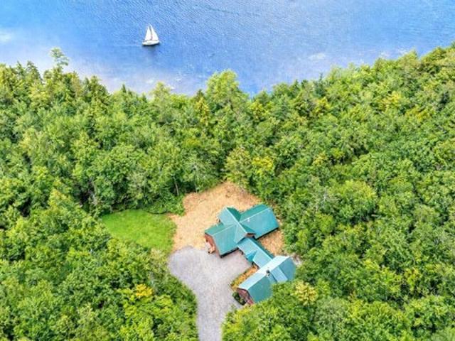 98 Kimball Rd, Harrison, ME 04040
