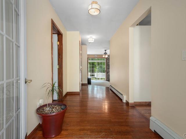 98 Krystyna Lane # 6