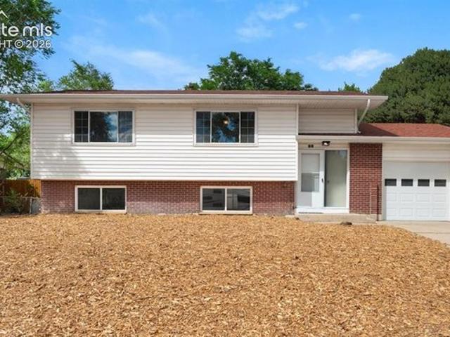 98 Landoe Ln, Colorado Springs, CO 80911