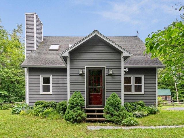 98 Leary Rd, Jericho, VT 05465