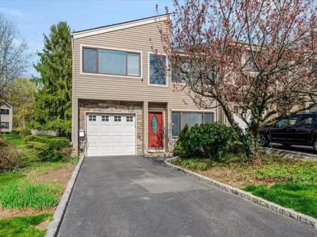98 Lisa Drive, Northport, NY 11768