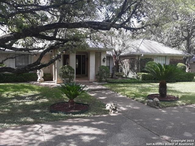 98 Long Bow Rd, Shavano Park, TX 78231
