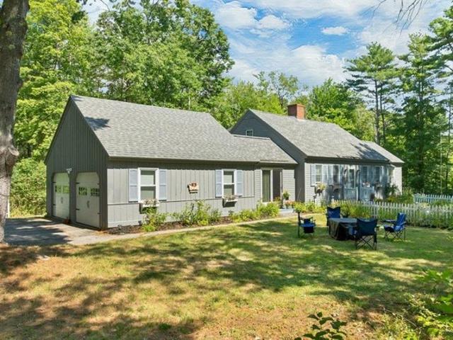 98 Lyford Rd, Brookfield, NH 03872
