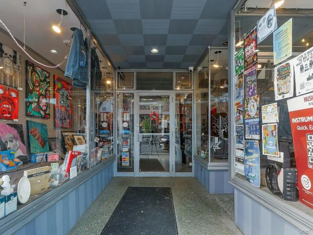 98 Main Street