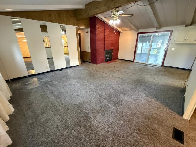 98 Maple Lane