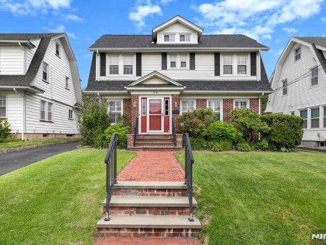 98 Maple Street