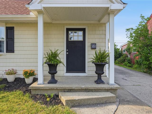 98 Northwood Drive