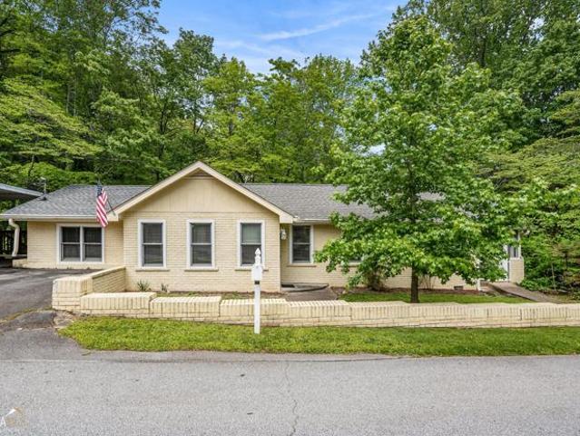 98 Pickett Hill St, Clayton, GA 30525