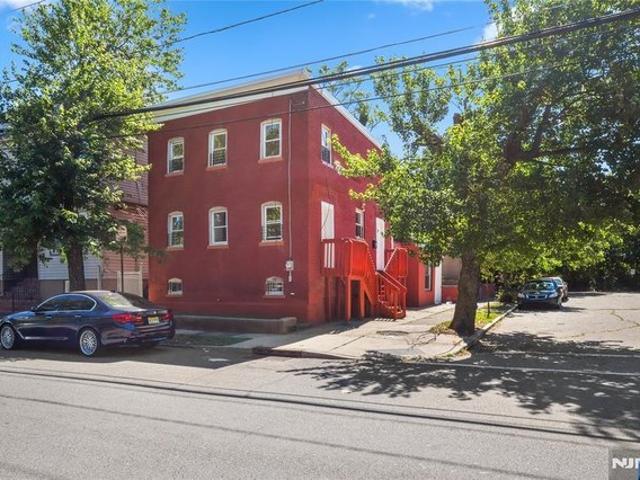 98 S Devine St, Newark, NJ 07106