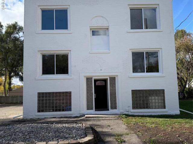 98 S Edith Street