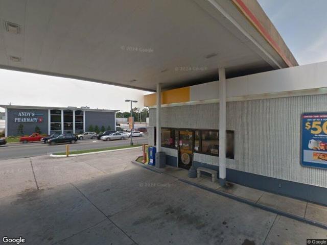 98 S Willow Ave