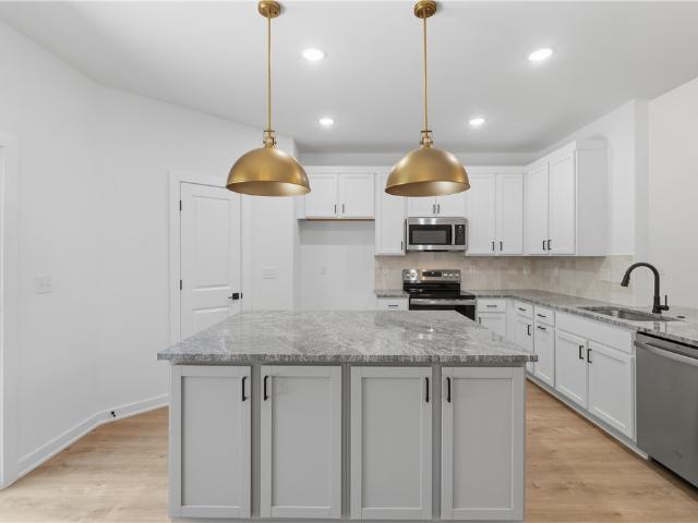 98 Selkirk Drive