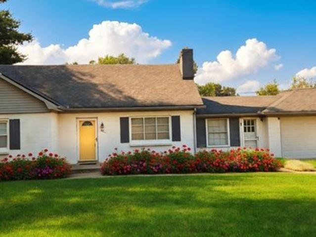 98 Shadywood Rd, Rochester Hills, MI 48307