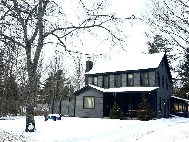 98 Spruce Street