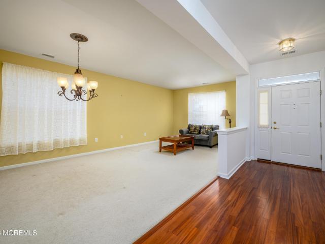 98 Stamford Drive