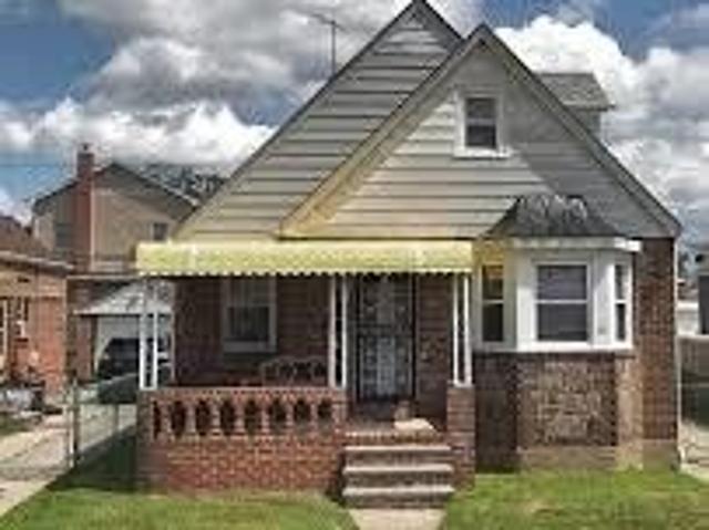 98 Sussex Rd, Elmont, NY 11003
