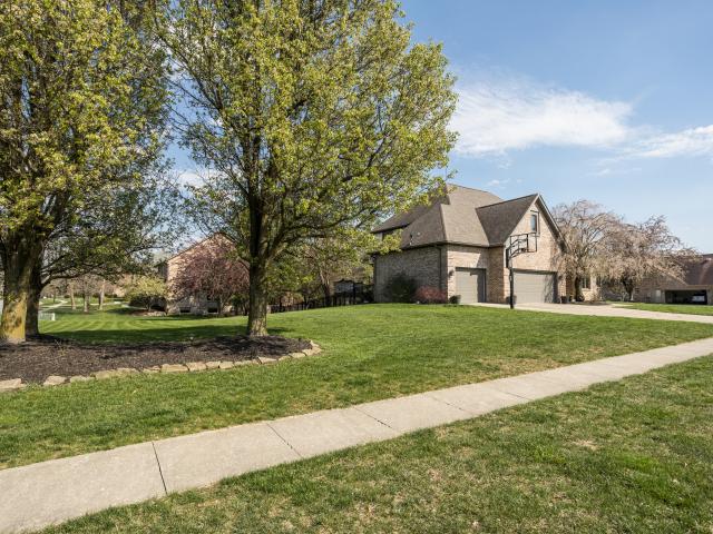 9904 Oak Ridge Drive
