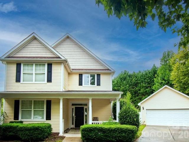 9904 Adelie Ct, Cornelius, NC 28031