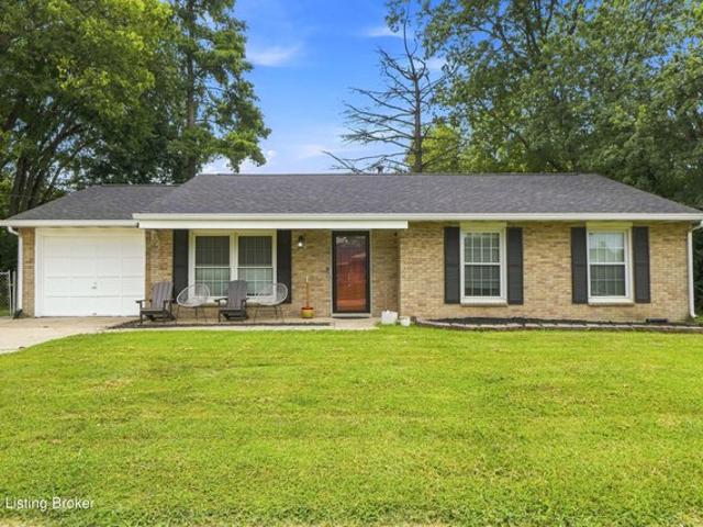 9904 Phoenix Trl, Louisville, KY 40223