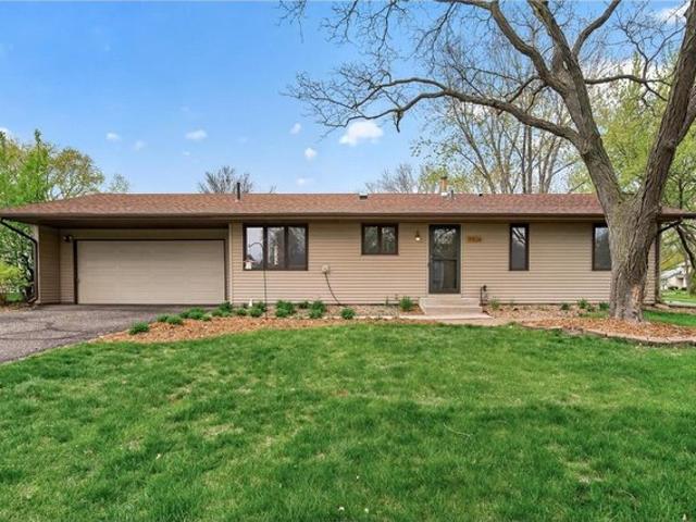 9904 th Pl N, Maple Grove, MN 55369
