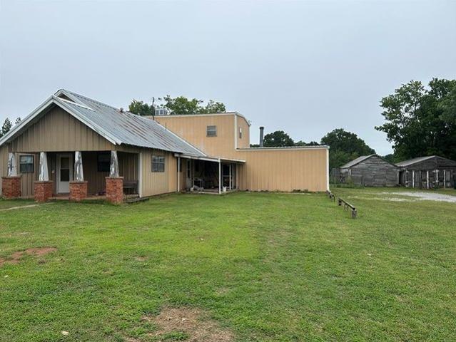 9905 Alameda Dr, Norman, OK 73026