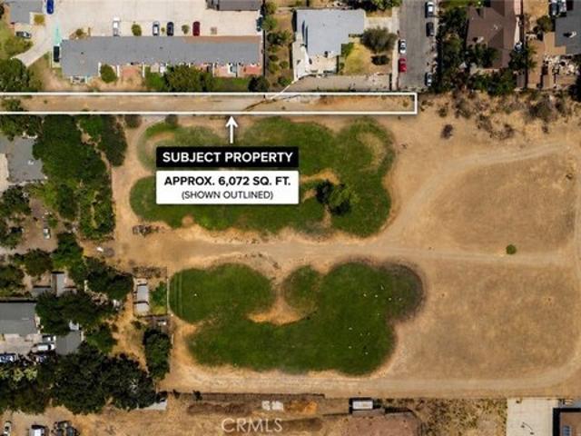 9905 Cedar Ave, Bloomington, CA 92316