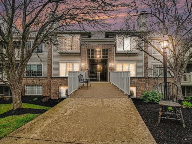 9905 Regatta Dr Unit 304, Colerain Township, OH 45252