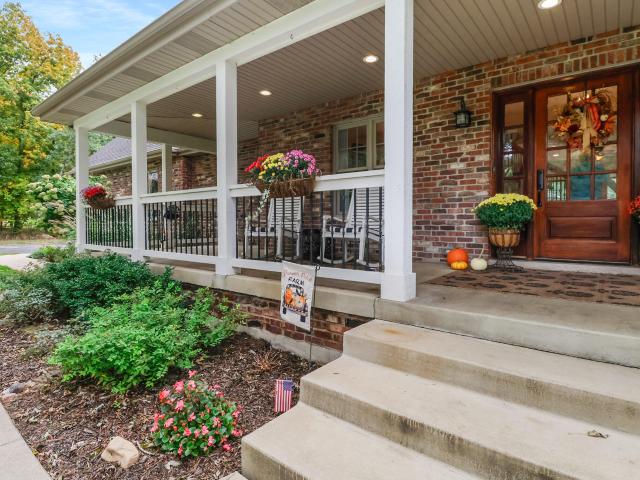 9905 th Ave, Cedar Lake, IN 46303 | MLS #838000 | Compass