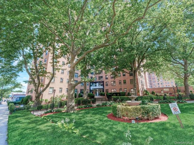 9905 63rd Drive 7R