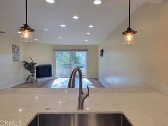 9906 Owensmouth Ave #32, Chatsworth, CA 91311