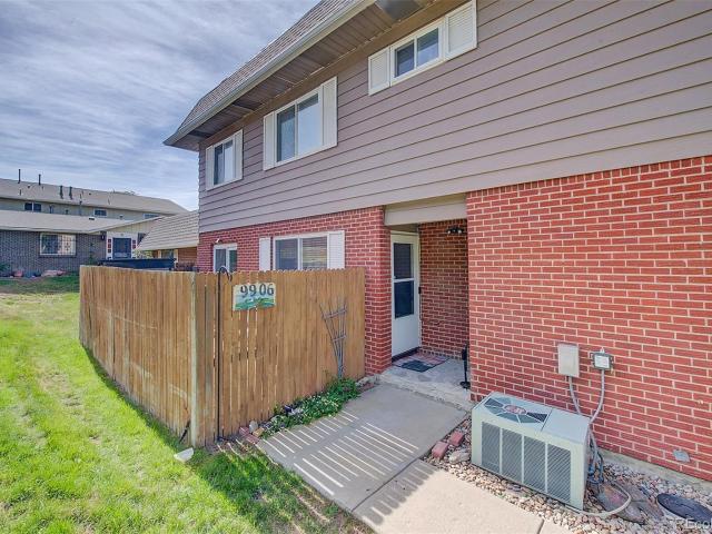 9906 Orangewood Drive