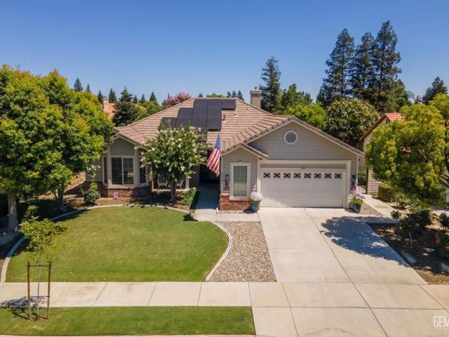 9906 Cinderella Ave, Bakersfield, CA 93311