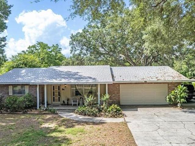 9906 Jackson Rd, Leesburg, FL 34788