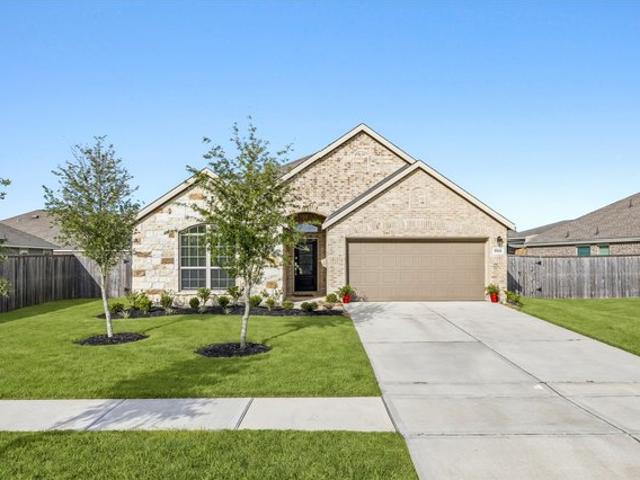 9906 Keystonemeadow Pl, Baytown, TX 77521