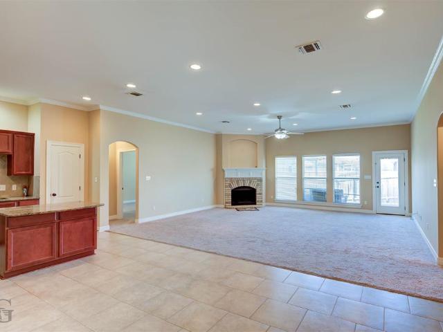 9906 Petite Rue Street