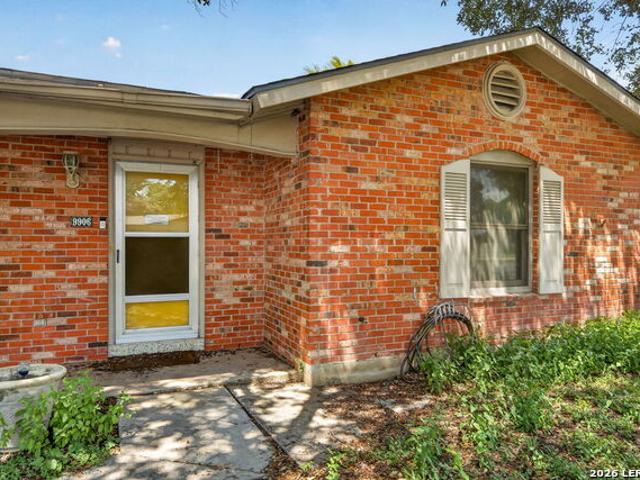 9906 Titan Dr