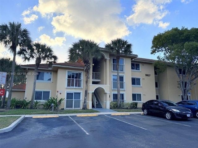 9907 Westwood Dr Unit 21 2, Tamarac, FL 33321