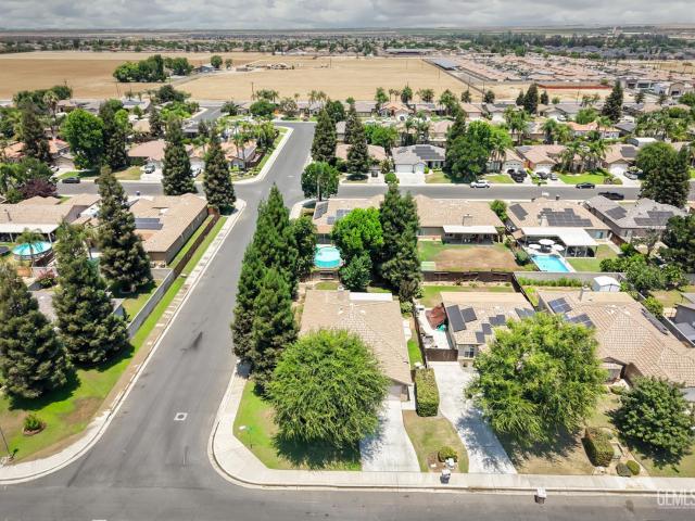 9908 Commodore Drive