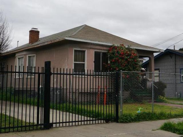 9908 D St, Oakland, CA 94603