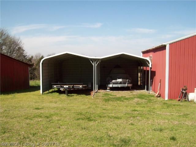 9909 Horseman Lane
