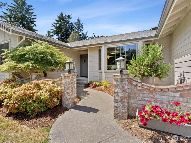 9909 37th Court SE