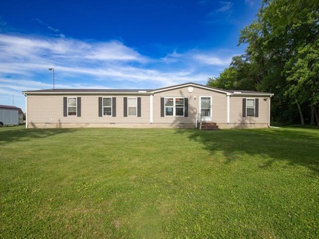 9900 N Langdon Rd, Gaston, IN 47342
