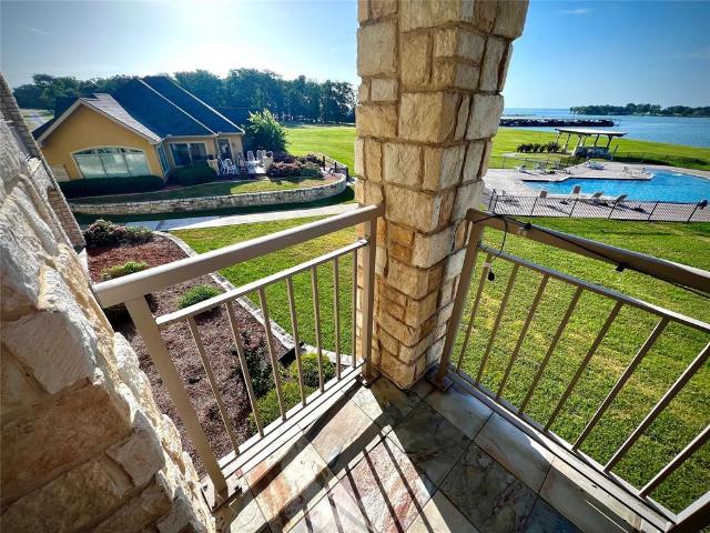 9900 Northshore Boulevard # 3202