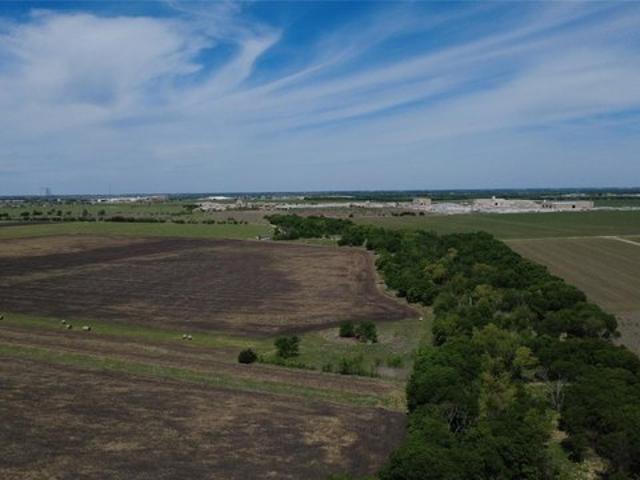 9900 County Road 109, Alvarado, TX 76009