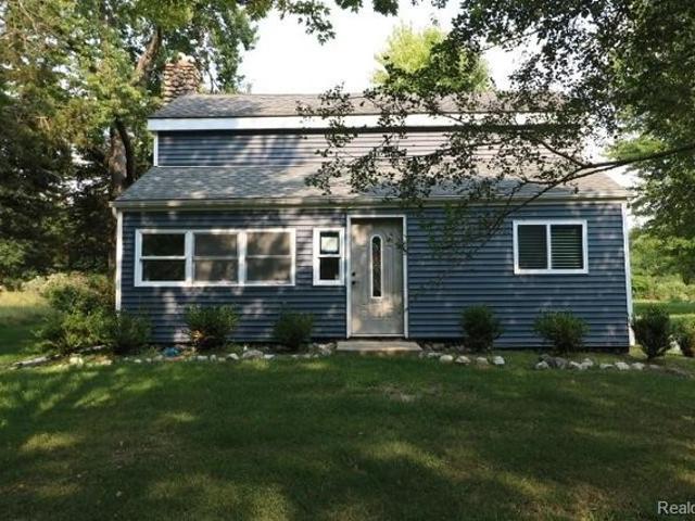 9900 Dartmouth Rd, Independence, MI 48348