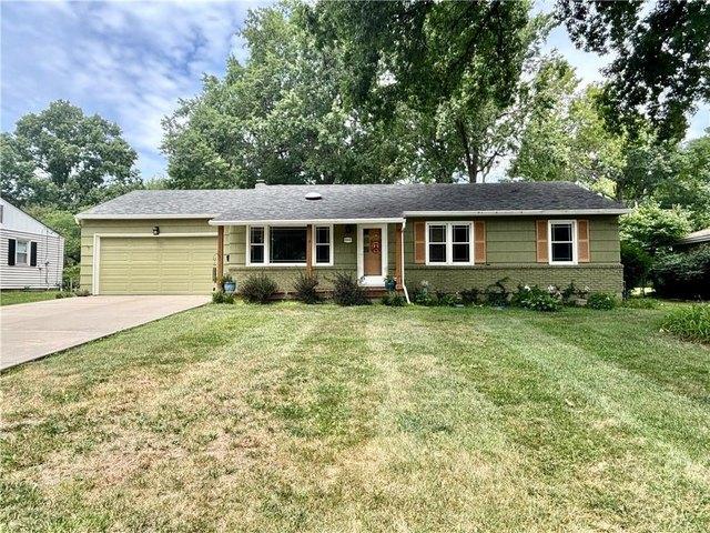 9900 E 77th St, Raytown, MO 64138