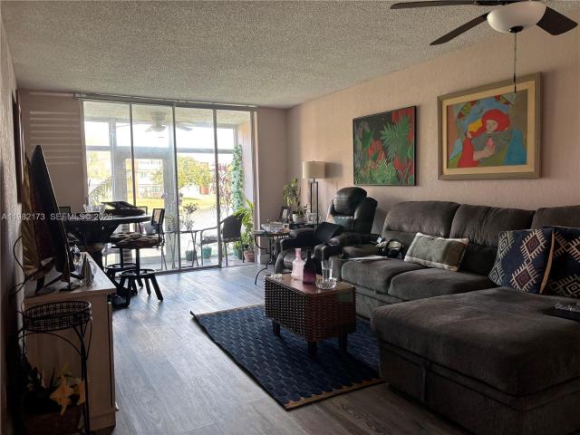 9900 Sunrise Lakes Blvd, Unit 107, Sunrise, FL 33322 | MLS #A11982