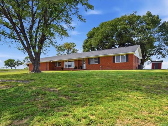 9900 W Chimney Mountain Rd, Muskogee, OK 74401