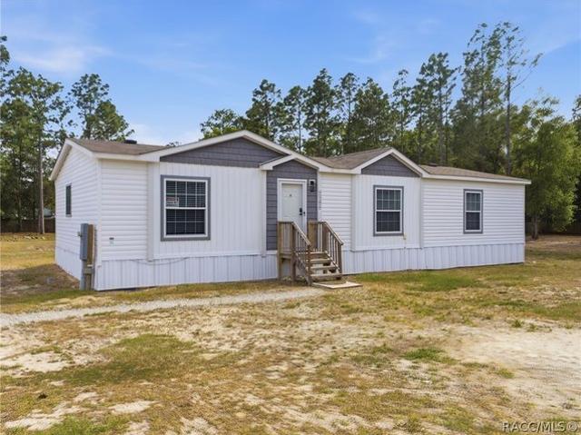 9900 W Pinespring Ct, Crystal River, FL 34428